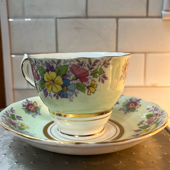 Colclough Pottery | Kitchen | Colclough Pottery Vintage Mint Green ...